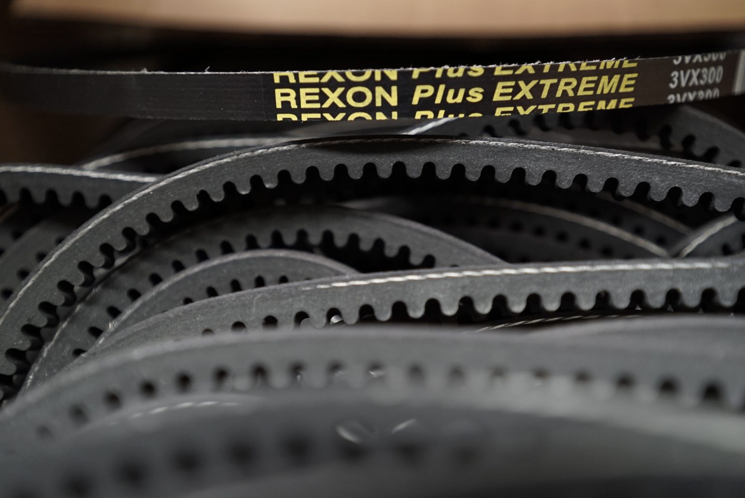 Conozca a los tipos de banda automotriz